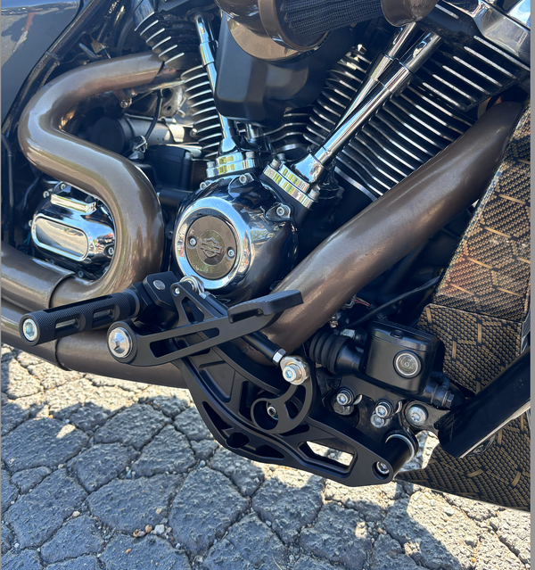 Baggerboy Design Mid Control | CVO RR Style Mid Control For Sale